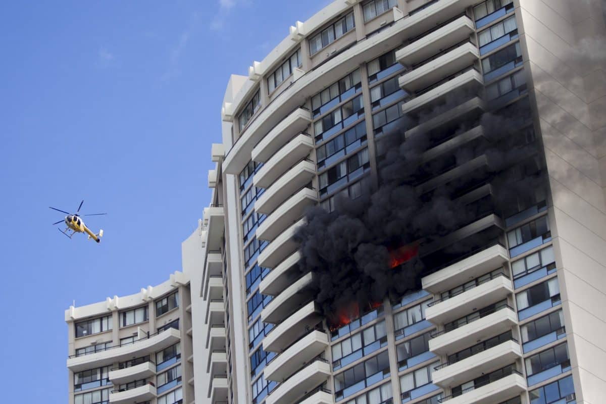 Honolulu high-rise fire that left 3 dead like 'horror movie' - Talk-N ...