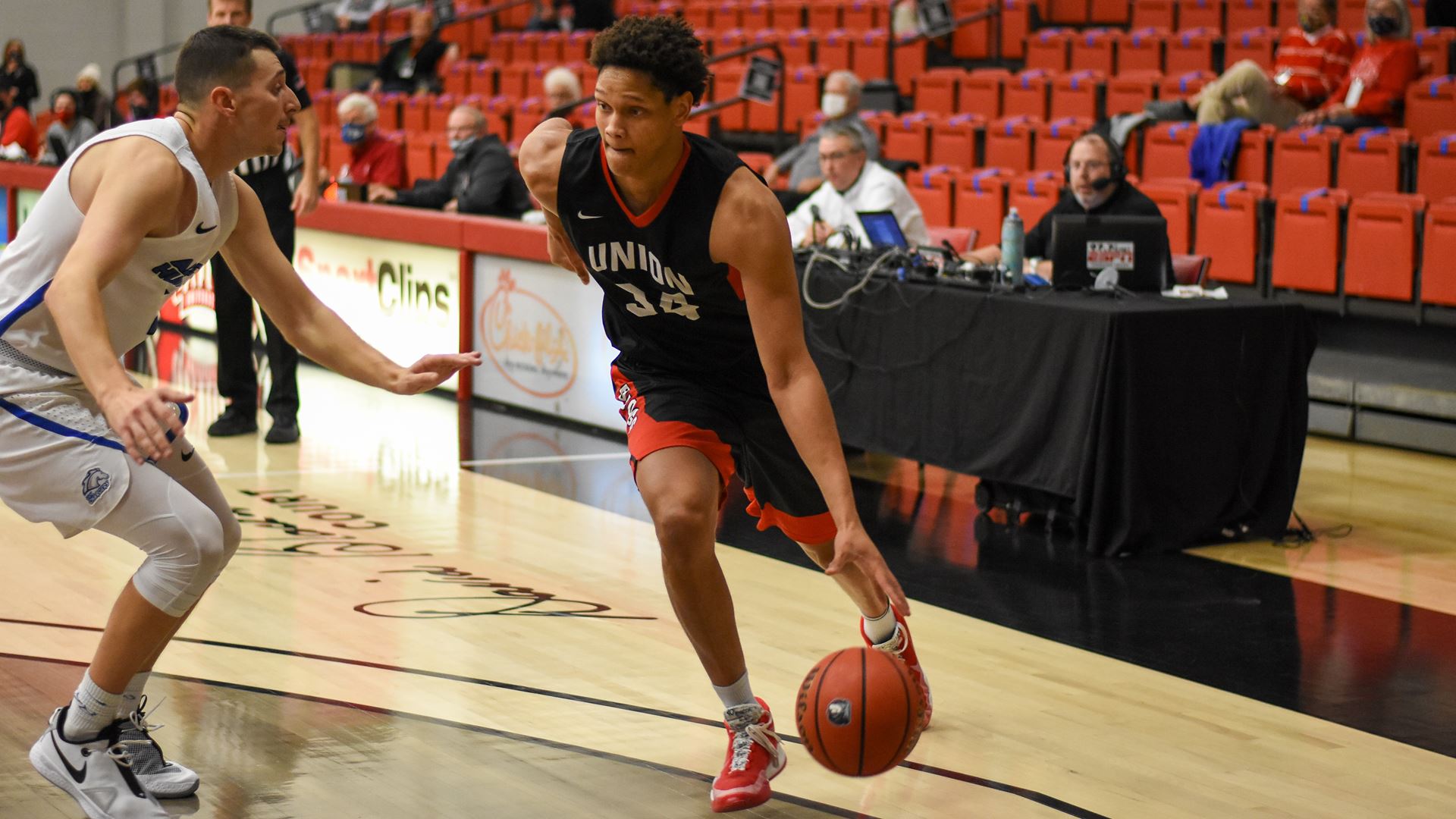 Union University basketball - men, women split weekend series with ...
