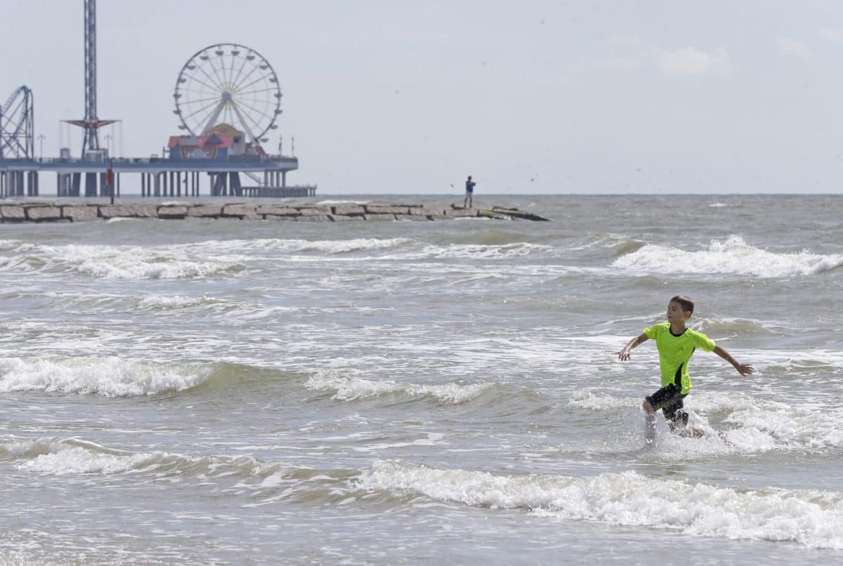 Harvey's disaster mix: Warm water, huge rains, slow speed - Talk-N West TN
