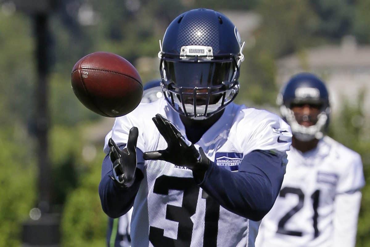 Seahawks sign safety Kam Chancellor to 3-year extension - Talk-N West TN