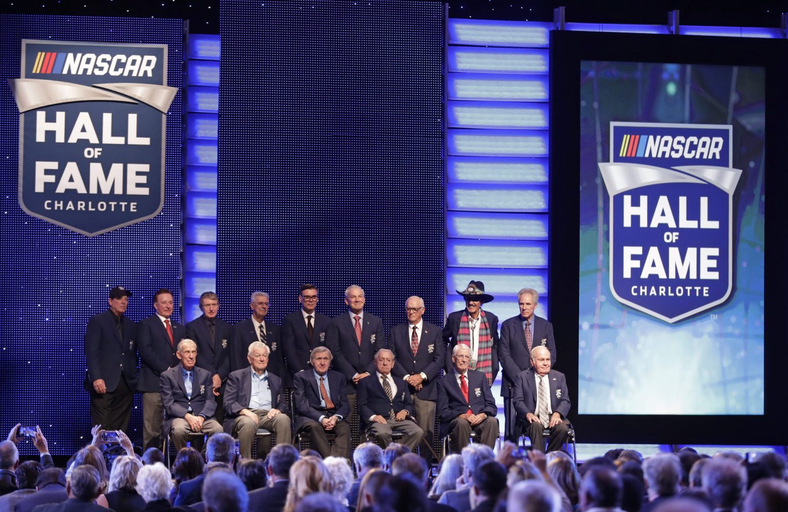Robert Yates posthumously inducted into NASCAR Hall of Fame - Talk-N ...