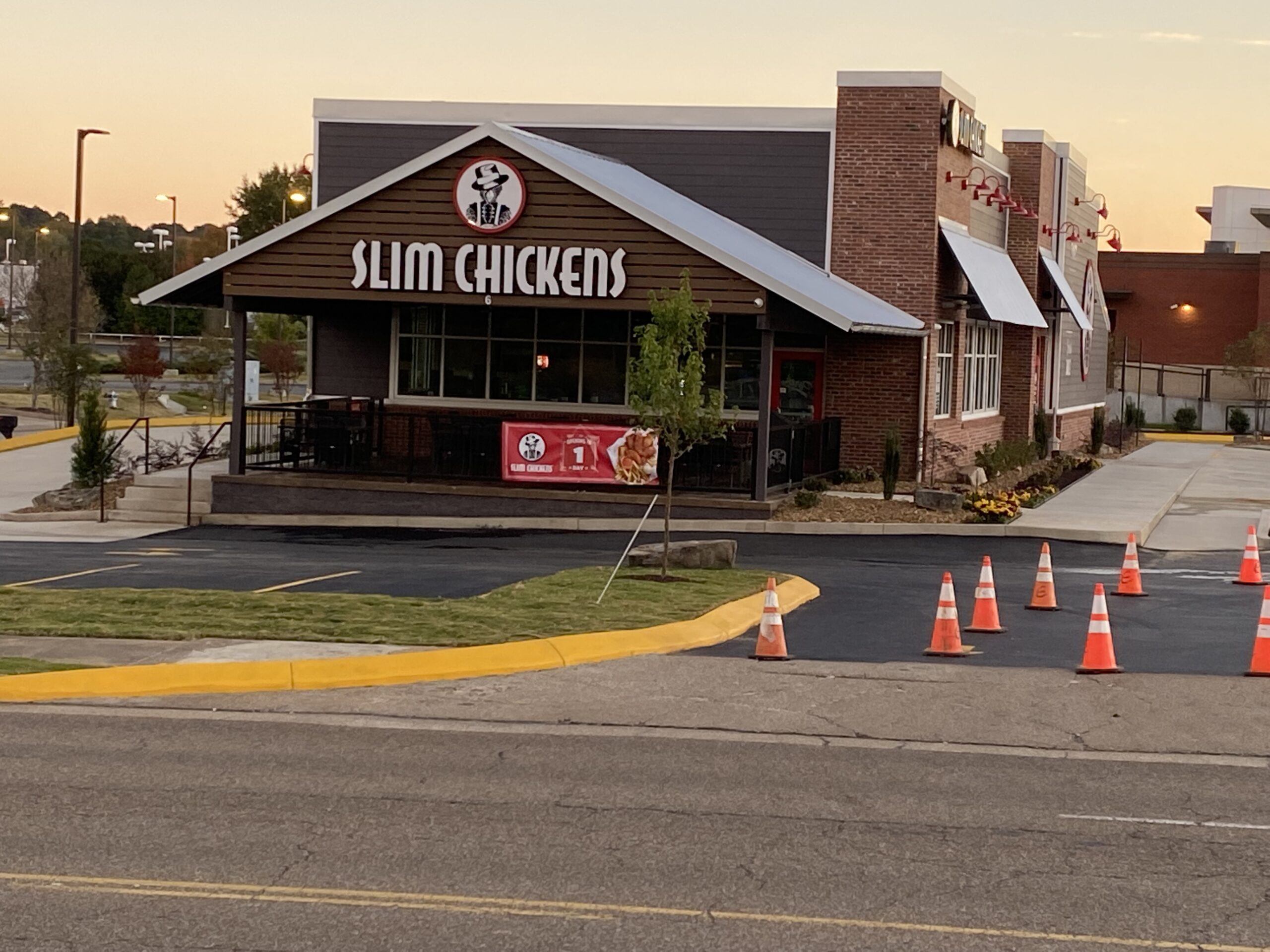 Slim Chickens opens Jackson location at 10 a.m., Monday - Talk-N West TN