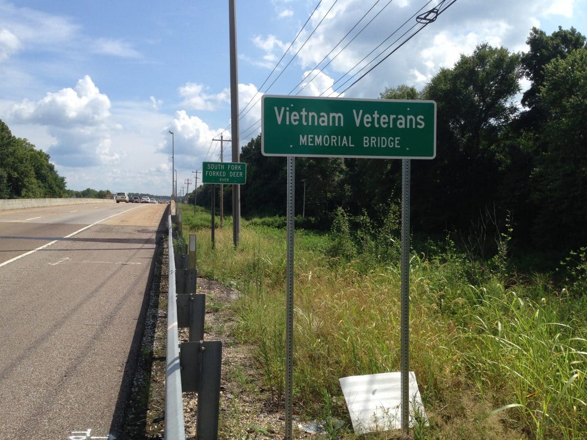 It's official - Vietnam Veterans Memorial Bridge signs unveiled on U.S ...