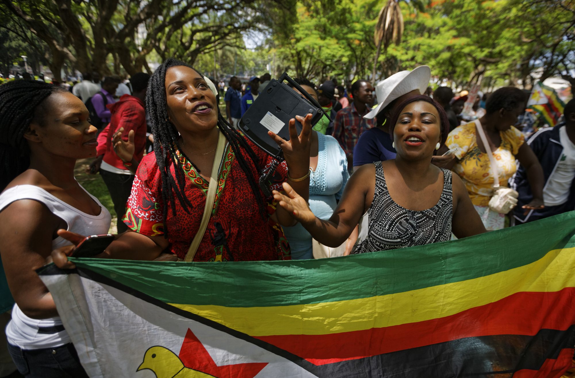 Zimbabwe's Parliament opens in effort to impeach Mugabe - Talk-N West TN