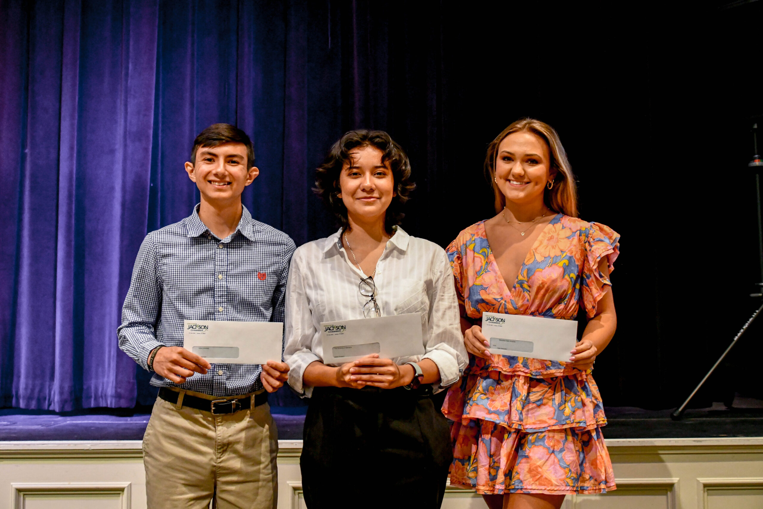 Leadership Jackson Alumni Association awards annual scholarships to students - Talk-N West TN