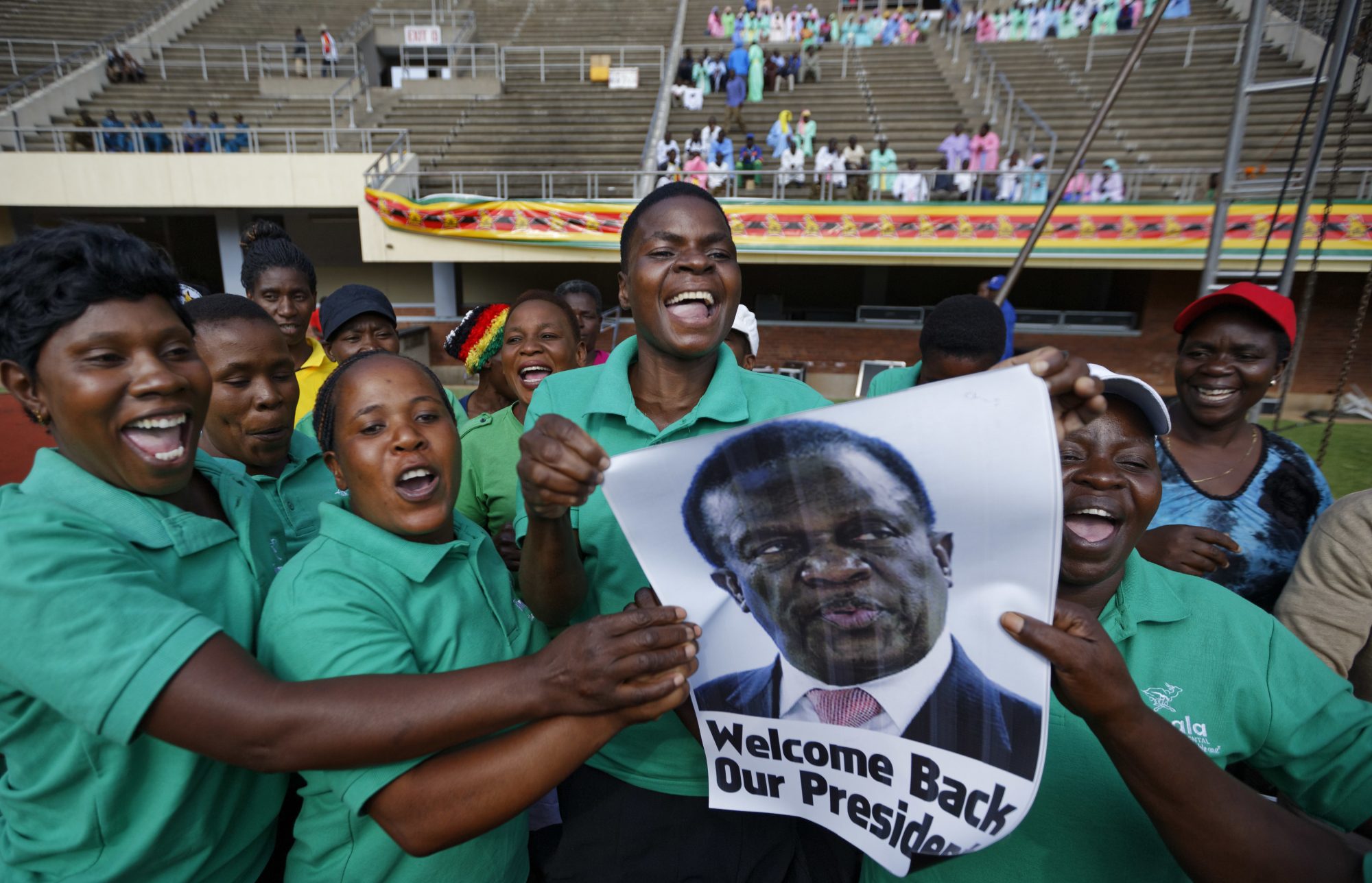 The Latest: Zimbabweans cheer arrival of army commander - Talk-N West TN