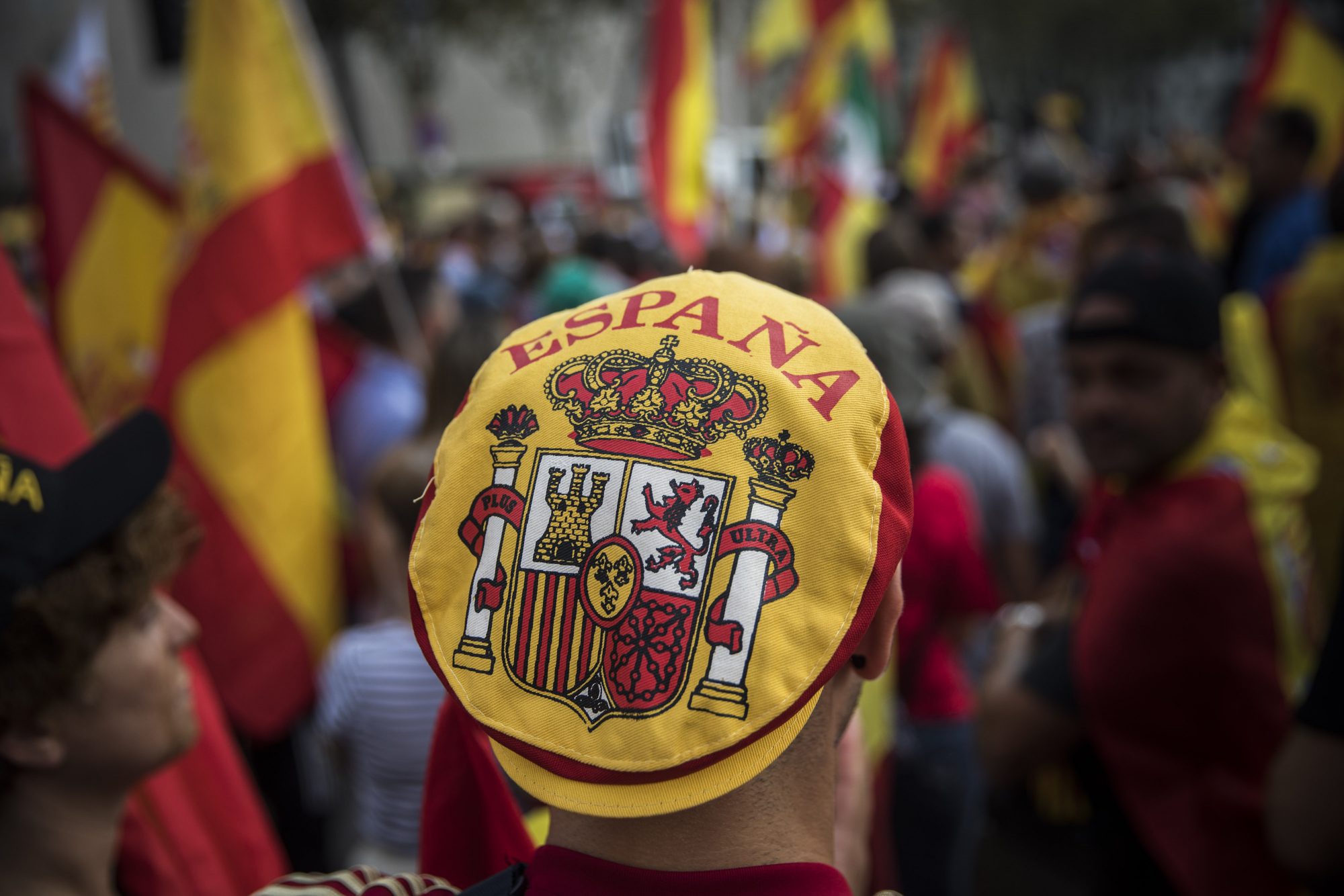 Spain celebrates national day amid Catalan secession crisis - Talk-N ...