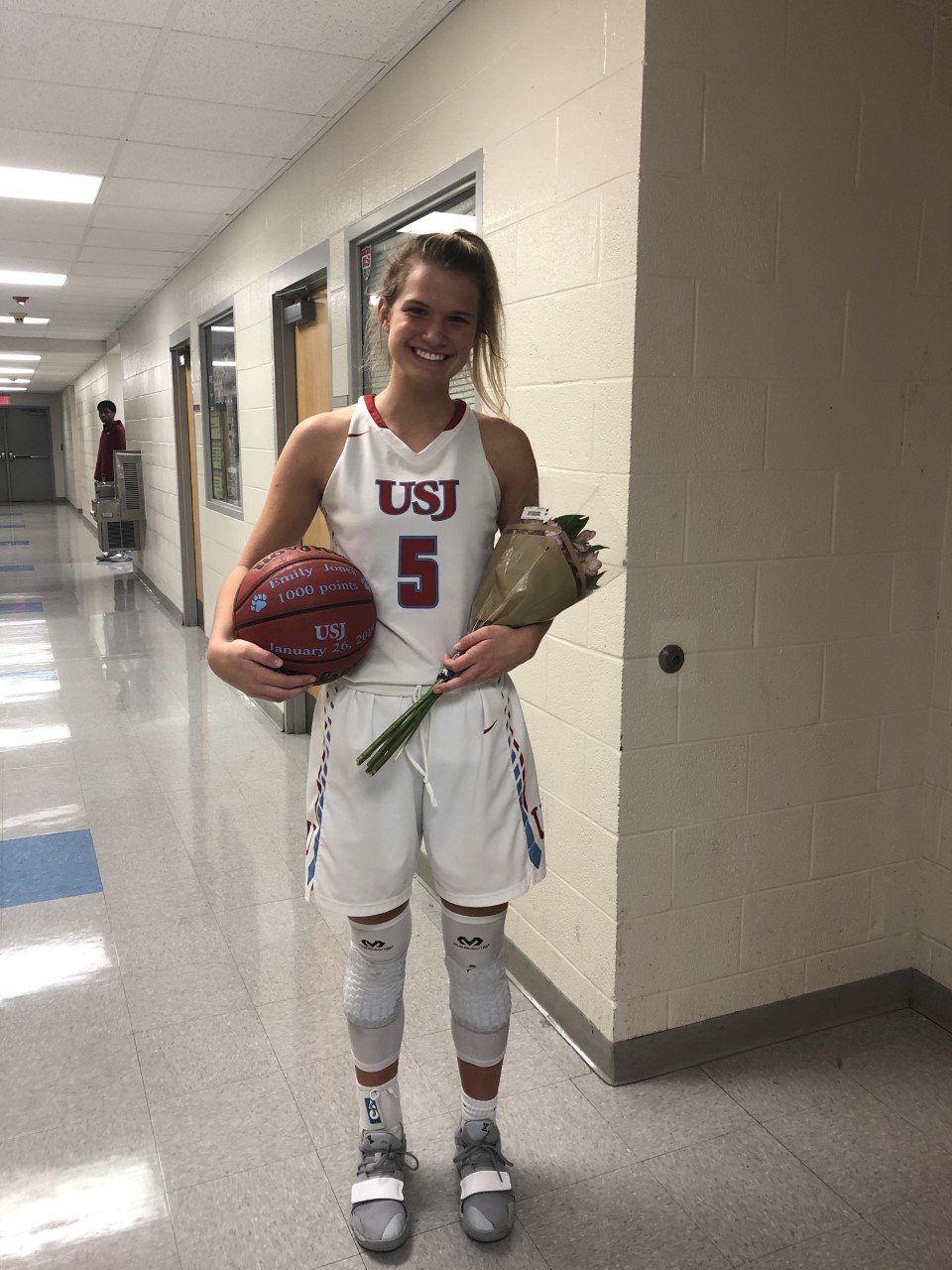 Emily Jones scores 1,000th career point in USJ's win, Thursday - Talk-N ...