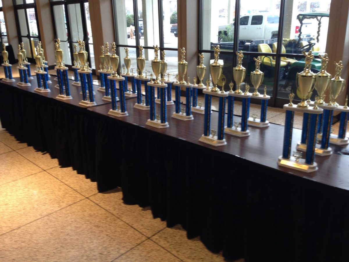 Jackson Christmas Parade - bands, floats readied for annual event ...