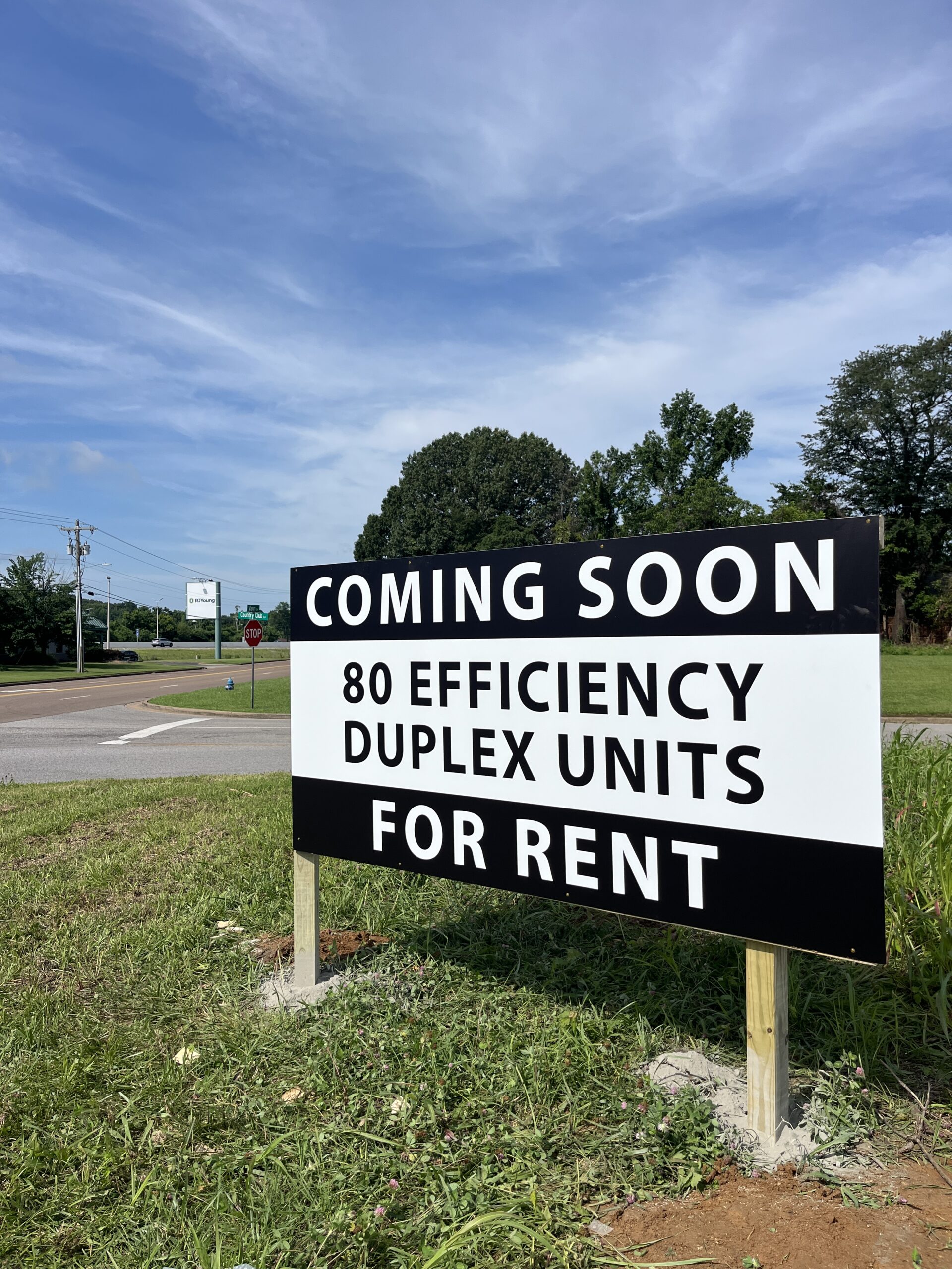 New sign sparks discussion about future of Country Club Lane/Vann Drive ...