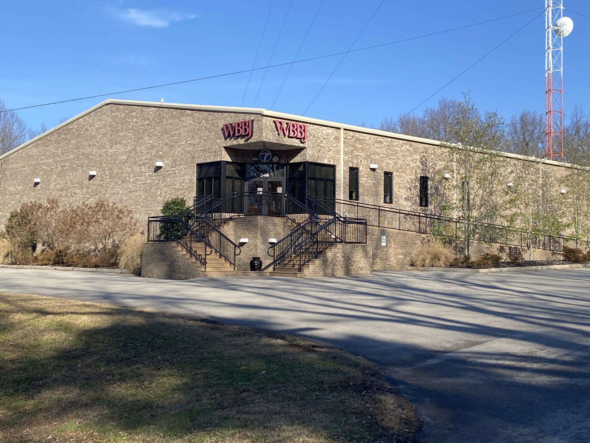 WBBJ TV property sells for $2 million - Talk-N West TN